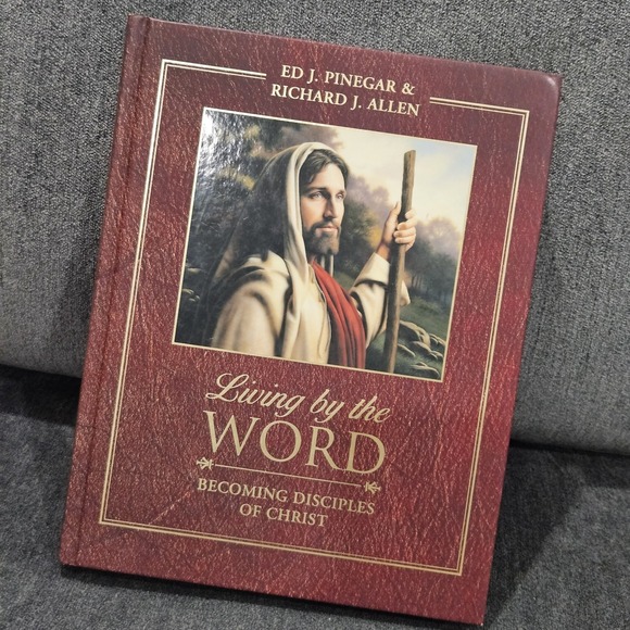 Accents | Living By The Word Becoming Disciples Of Christ By Richard ...